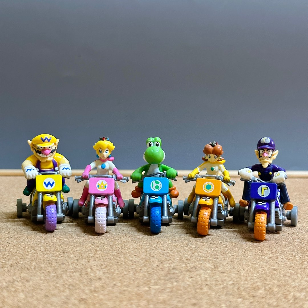 Nintendo 2008 Super Mario Kart Wii Pullback Bike Mini Figures (plastic ...