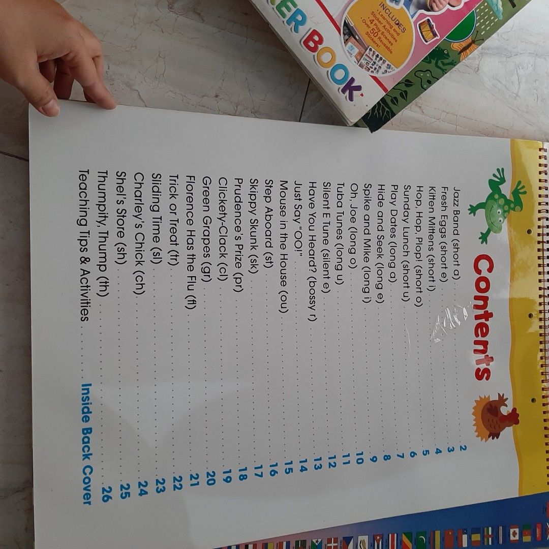Phonics sing along flip chart, Buku & Alat Tulis, Buku Anak-Anak di ...