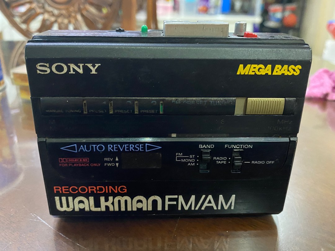 SONY WALKMAN WM-BF67 RADIO CASSETTE RECORDER Vintage REPAIR DEFECTIVE ...