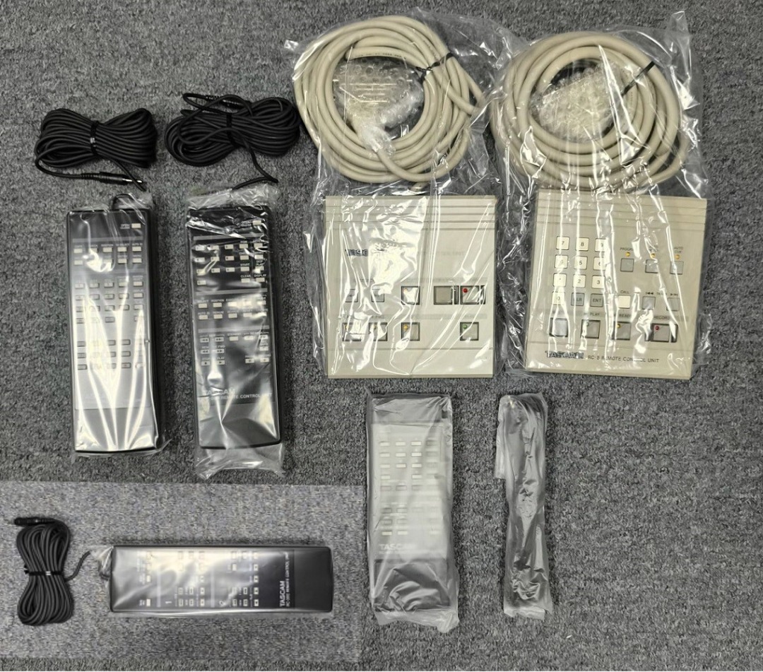 Tascam Wired Remote Control Model RC-8, RC-D6, RC-302, RC-401, RC-D30 ...