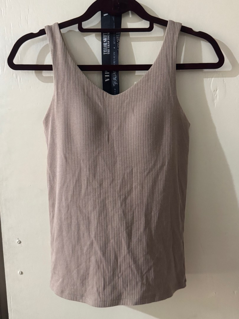 Uniqlo Airism Sando with Bra pads, Women's Fashion, Tops, Others Tops ...