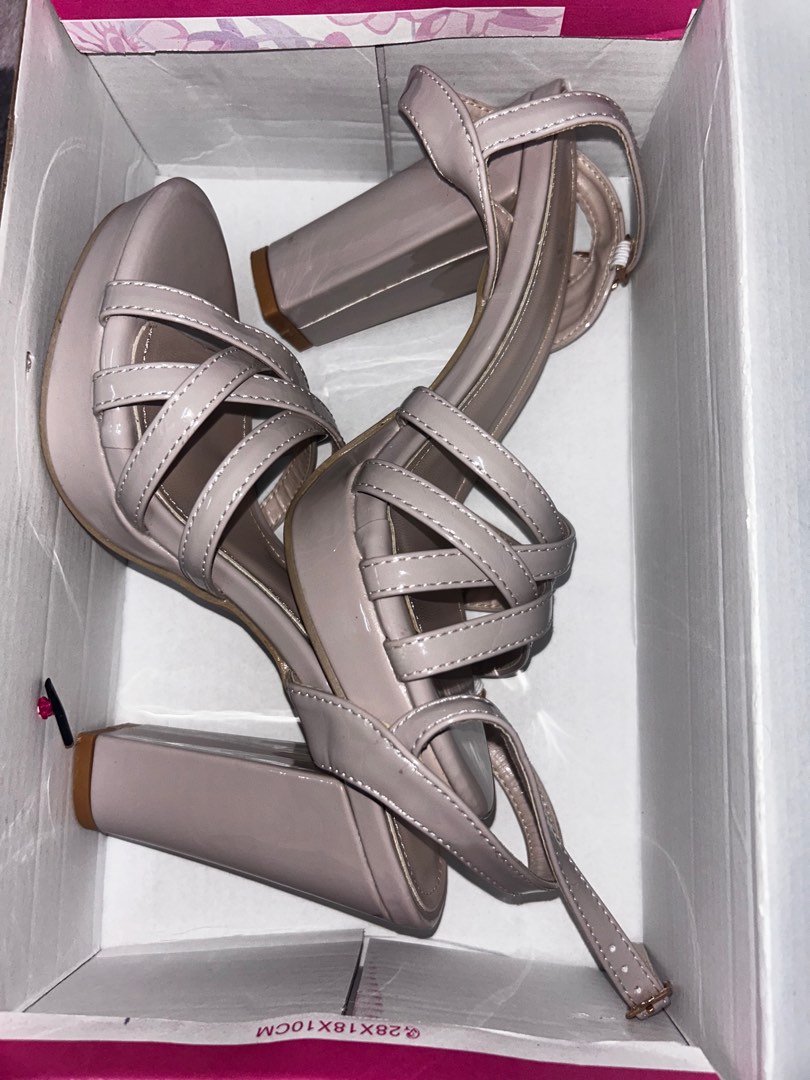 Verns High Heels 4 inch, Women's Fashion, Footwear, Heels on Carousell