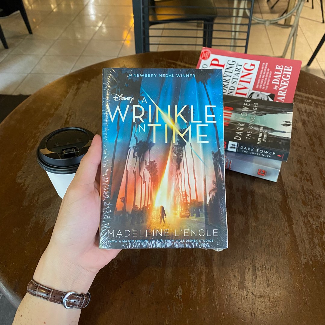 A Wrinkle in Time Book, Hobbies & Toys, Books & Magazines, Storybooks ...