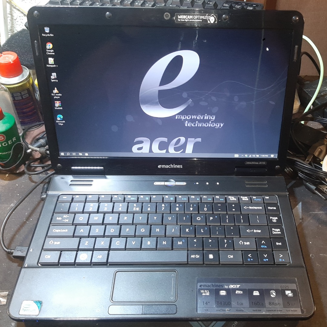 Acer eMachines D725 > Intel T4300, 4GB RAM, Dual hard drive, Good ...