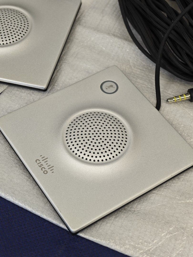 Cisco Webex Table Microphone TTC5-06, 電腦＆科技, 商務用科技產品 - Carousell