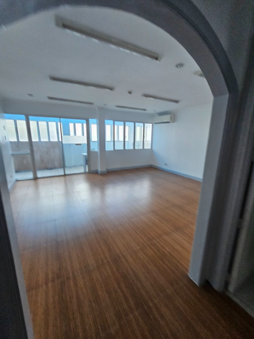 Commercial Office Unit FOR LEASE in Alabang Madrigal Business Center ...