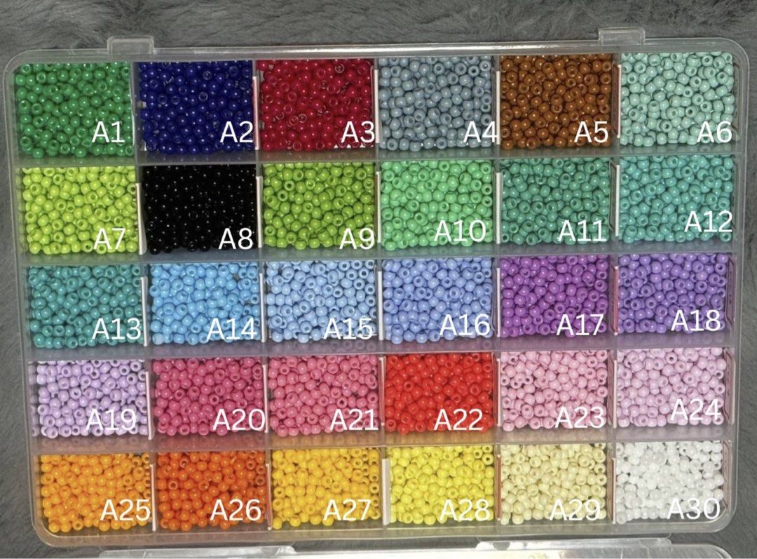 Custom Beaded Bracelets, Women's Fashion, Jewelry & Organisers ...