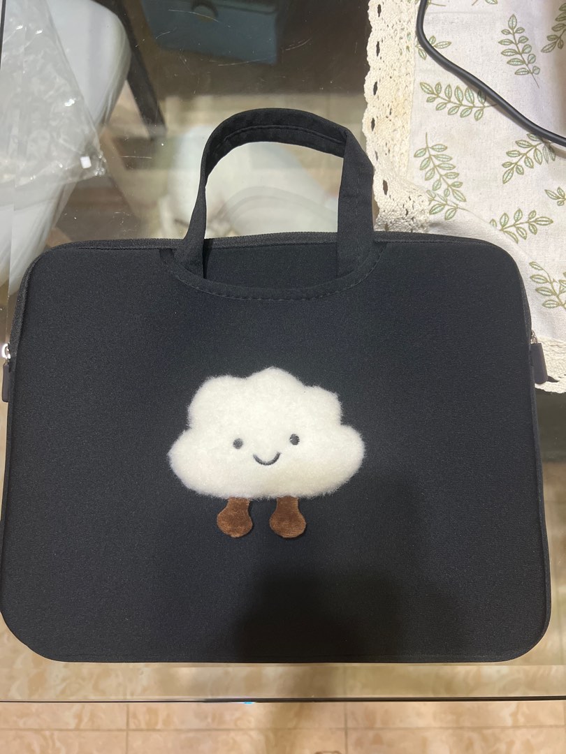 Jellycat Amuseable Cloud bag 實用12.9吋iPad包包 100%全新未使用, 電腦＆科技, 電腦周邊及配件 ...