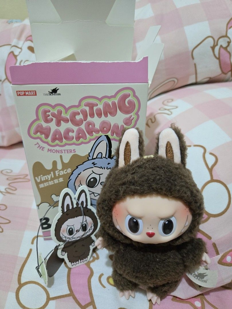 Labubu secret macaron v1 original popmart, Toys & Collectibles, Lainnya ...