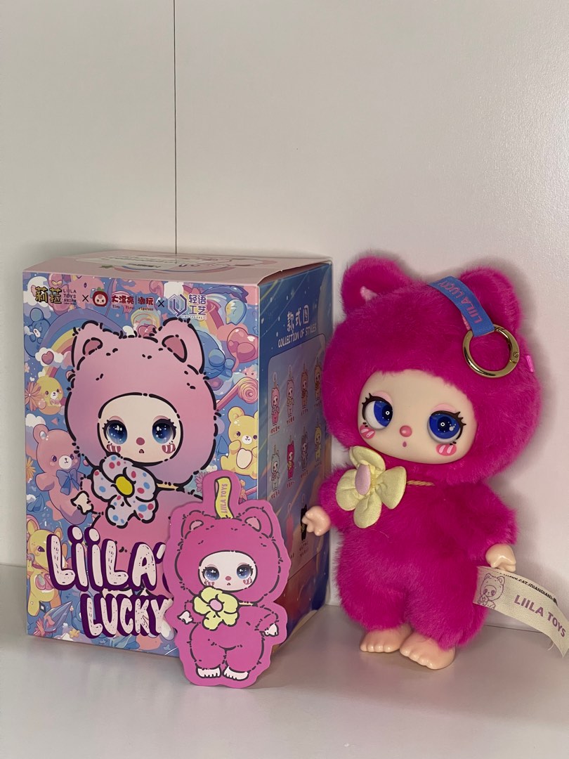 Liila Cat Keychain - Strawberry, Hobbies & Toys, Toys & Games on Carousell