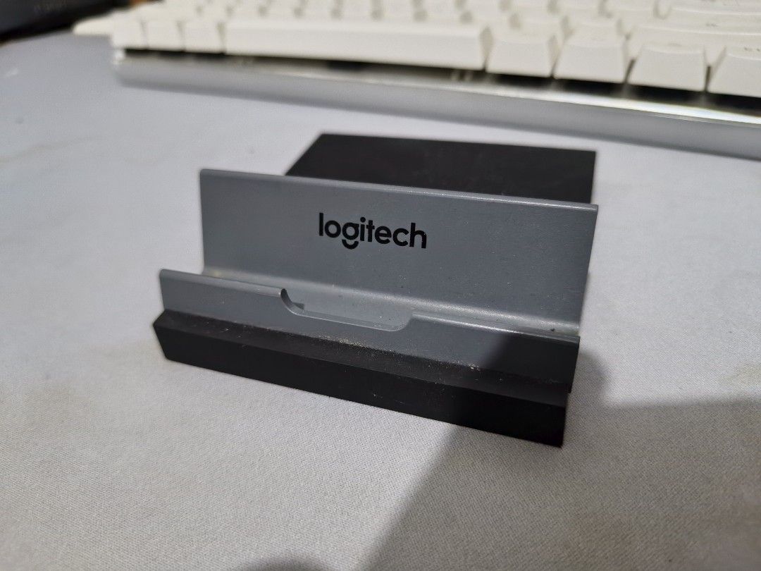 Logitech phone stand, Mobile Phones & Gadgets, Mobile & Gadget ...