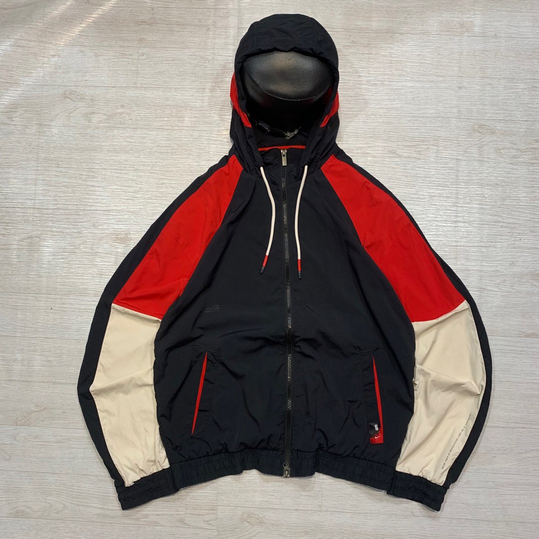 Nike x Kyrie Irving Windbreaker Hoodie Jacket, Men's Fashion, Tops ...