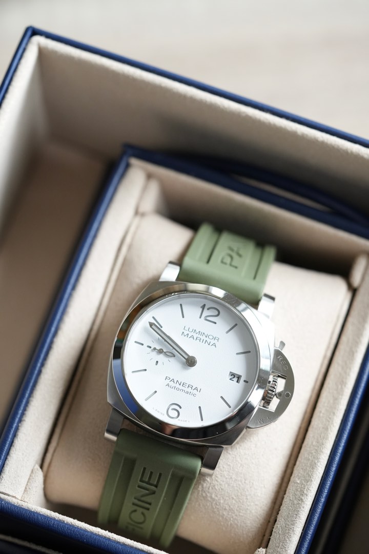 Panerai Luminor Quaranta PAM01371 (limited to 1000 units), Luxury ...