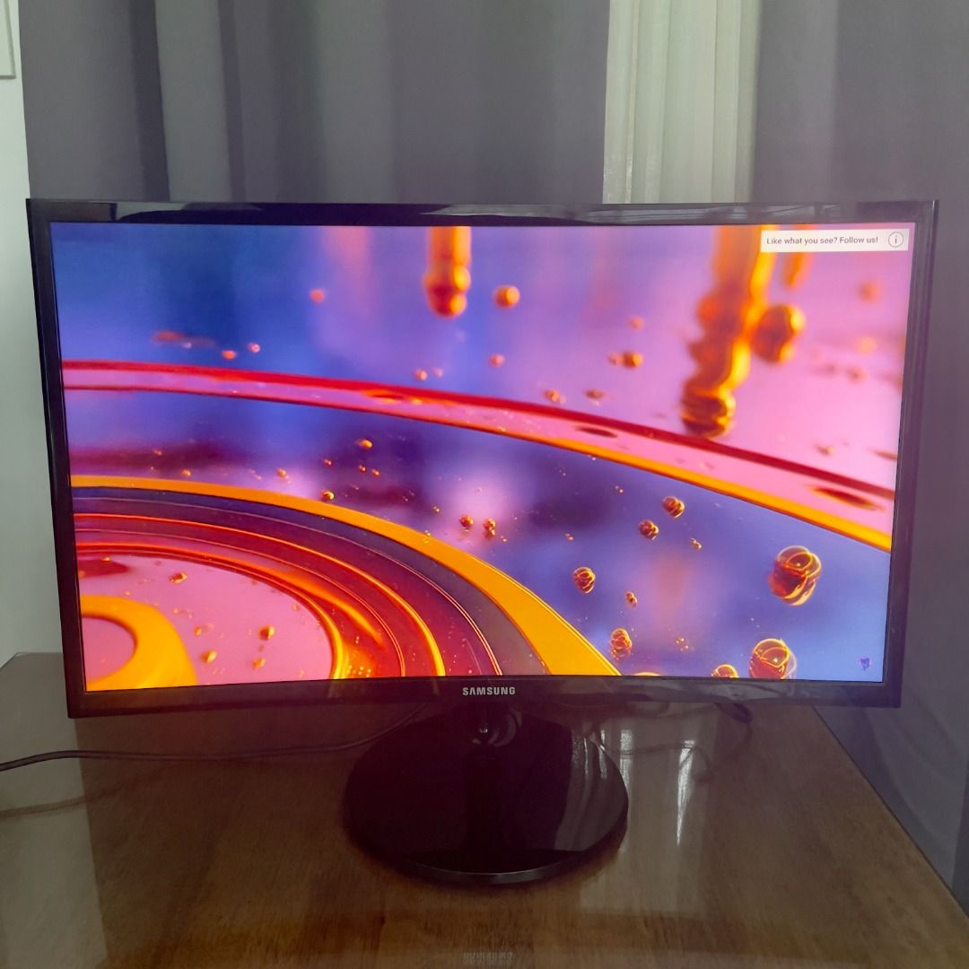 Samsung 24-inch curved monitor (CF390), Computers & Tech, Parts ...