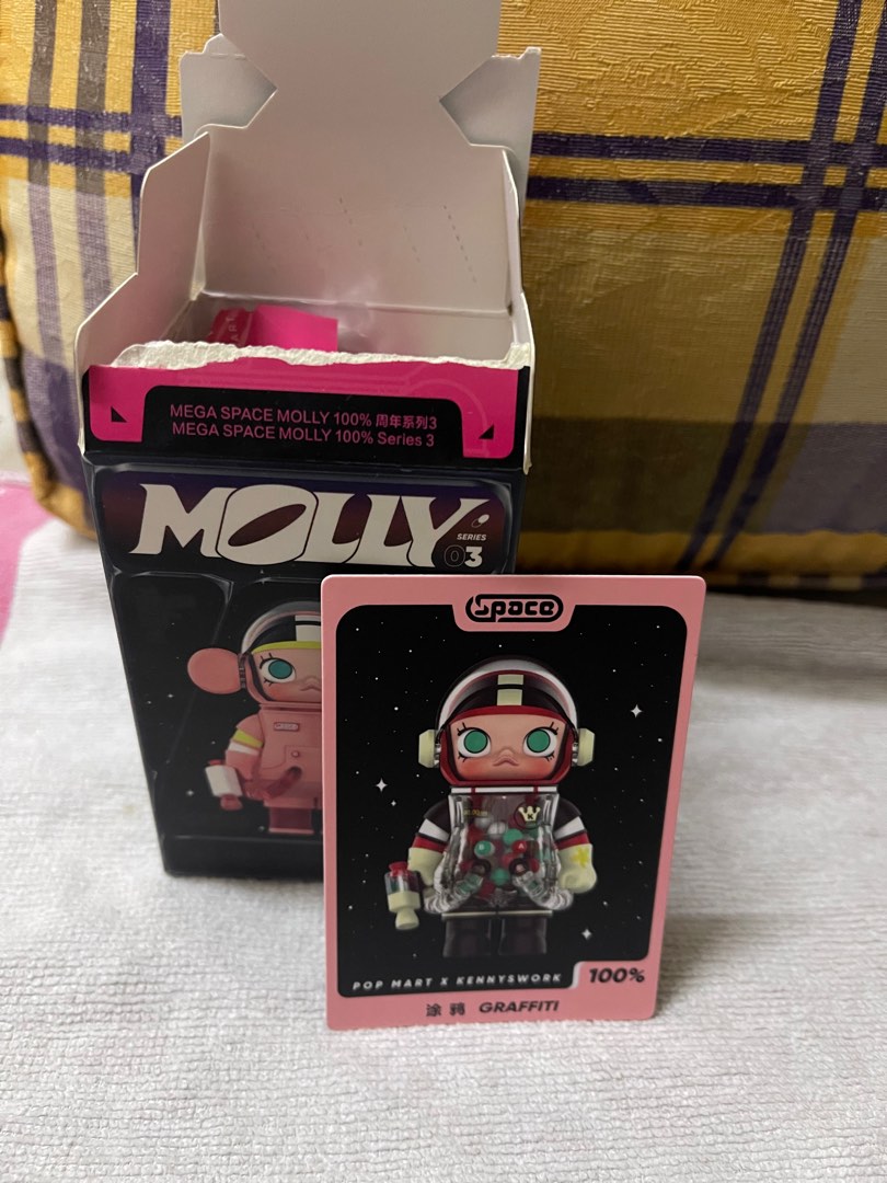 SPACE MOLLY MEGA 100% Series 3 Graffiti (Sealed), Hobbies & Toys, Toys ...