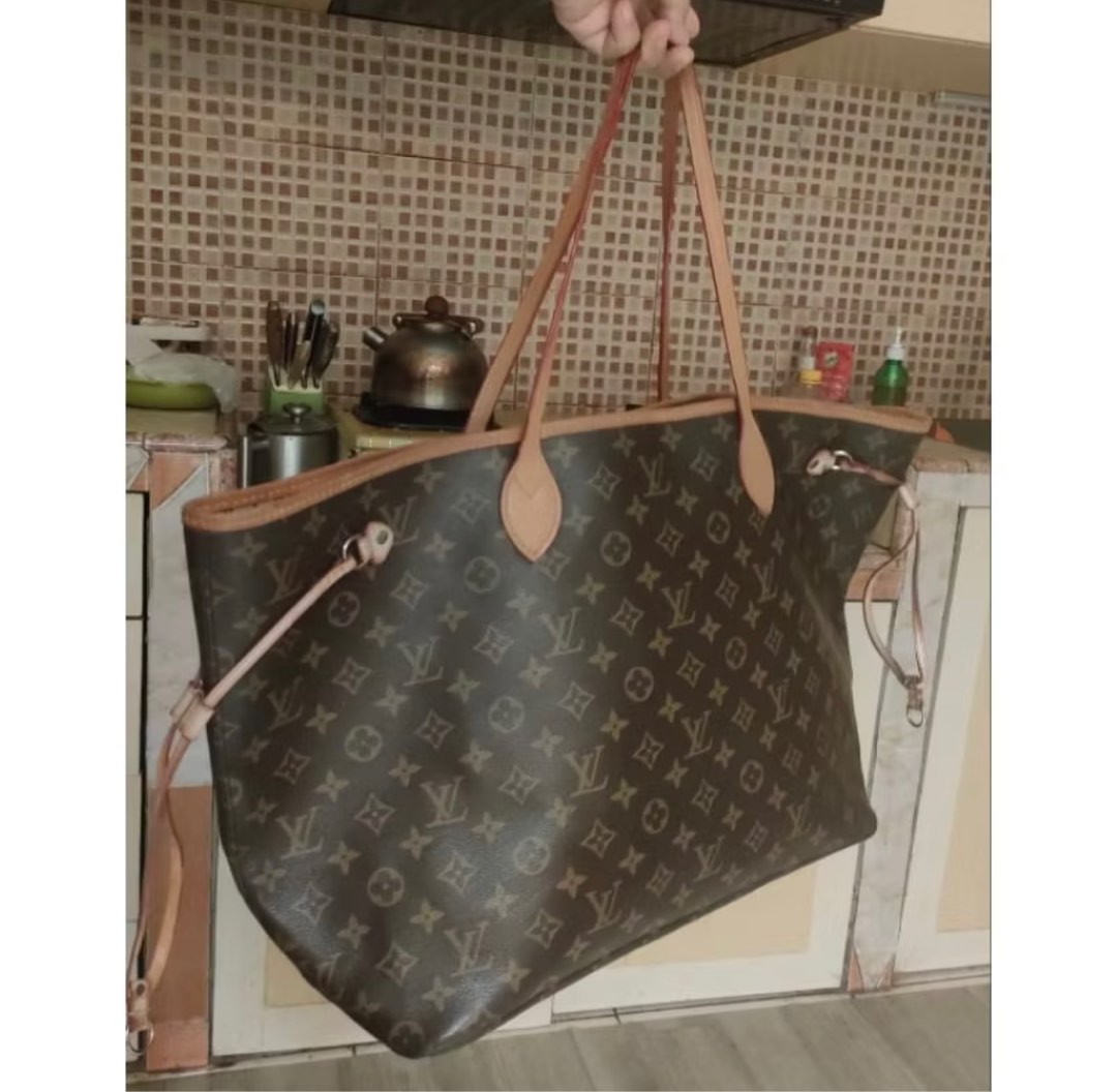 Tas LV second, Fesyen Wanita, Tas & Dompet di Carousell