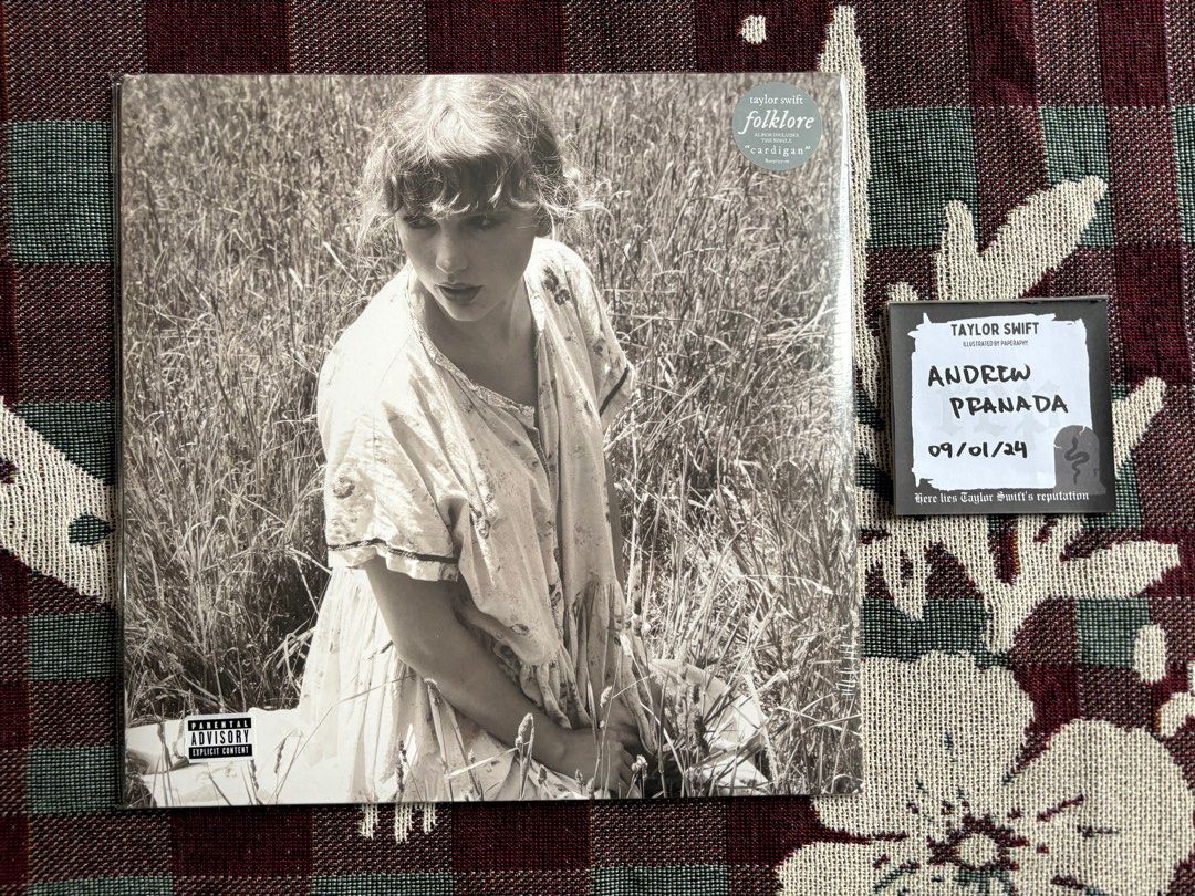 Taylor Swift folklore betty’s garden vinyl, Hobbies & Toys, Music ...