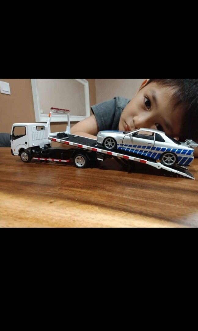 Toy truck and skyline R32 paul walker, Hobbies & Toys, Toys & Games on ...