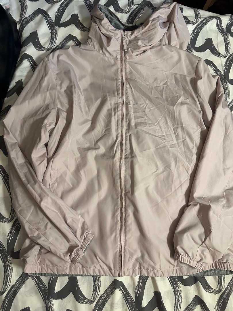 Uniqlo Reversible Parka in Rose Pink, Women's Fashion, Coats, Jackets ...