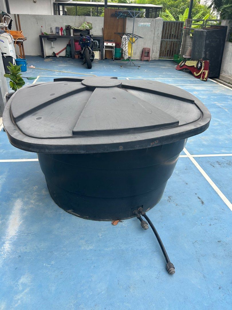 WATER TANK JENAMA KUNYI 350GALLON, Furniture & Home Living, Cleaning ...