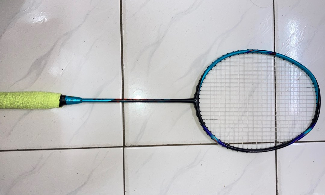 YONEX ASTROX 2, Sports Equipment, Sports & Games, Racket & Ball Sports ...
