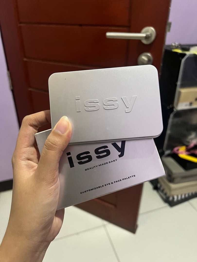 Issy Customizable Eye & Face Palette & Issy Powder Blush (Intimate ...
