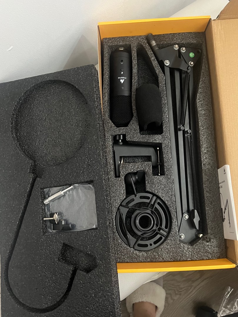 Maono Microphone, Audio, Microphones on Carousell