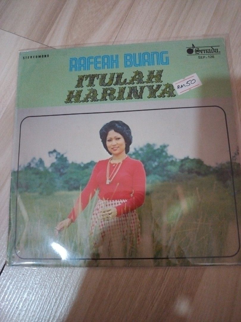 Piring Hitam Rafeah Buang, Hobbies & Toys, Music & Media, Vinyls on ...