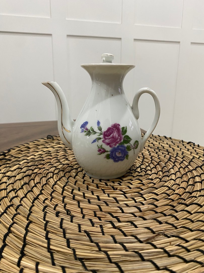 PINGGAN LAMA Teko kecil bunga piones, Furniture & Home Living ...