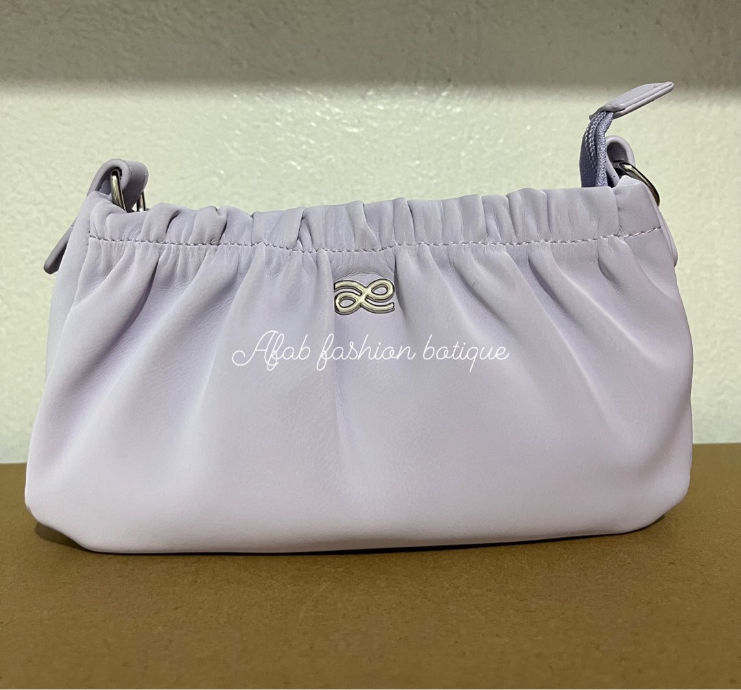 RAVIOLI HOUSE OF LITTLE BUNNY, Women's Fashion, Bags & Wallets, Cross ...