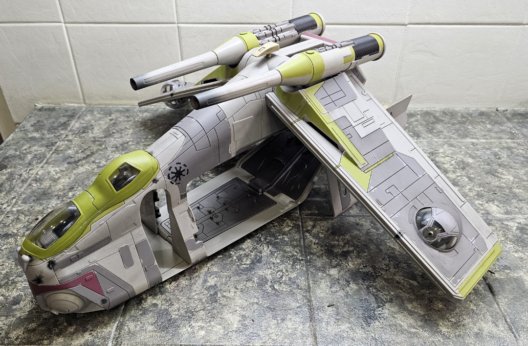 REPUBLIC GUNSHIP - 2005 Hasbro Star Wars Revenge Of The Sith Series (W ...