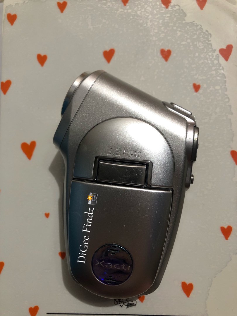 Sanyo Xacti VPC 1 Camcorder/Camera, Photography, Cameras on Carousell