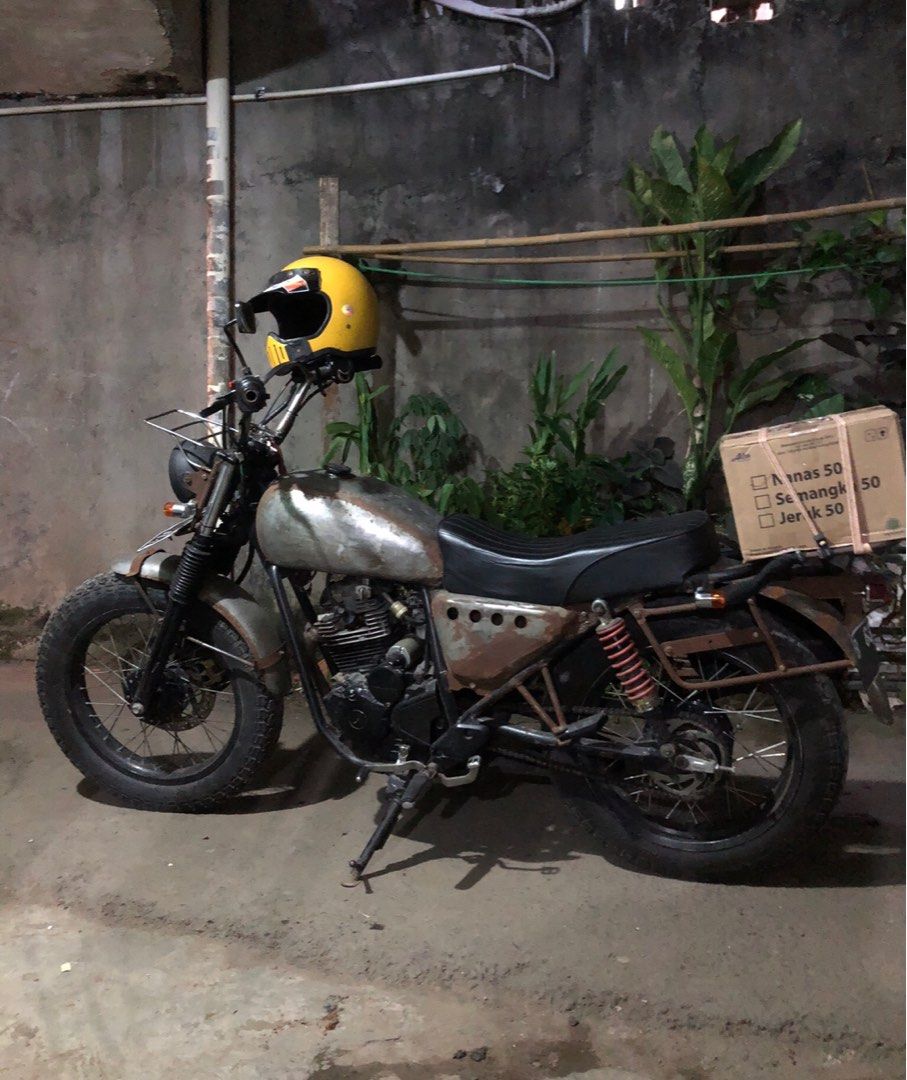 Scorpio British Style Rusty, Motor di Carousell