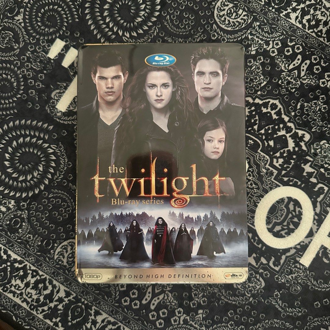 The Twilight Blu-ray Complete Collection ALL MOVIES - COLLECTOR'S ITEM ...