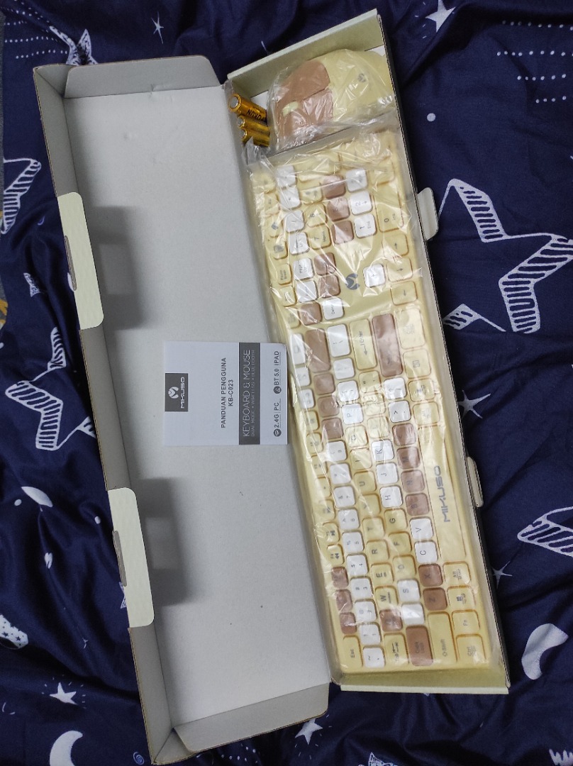 Wireless Keyboard And Mouse Computers And Tech Parts And Accessories Computer Keyboard On Carousell