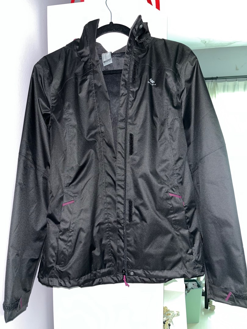 WTS Decathlon Quechua Women Black Waterproof Utility Jacket, Women's Fashion, Coats, Jackets and ...