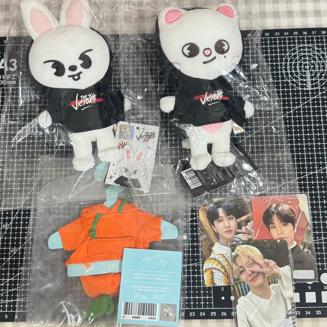 wts stray kids skzoo stay in stay md (with skzoo store pob pc) mini ...