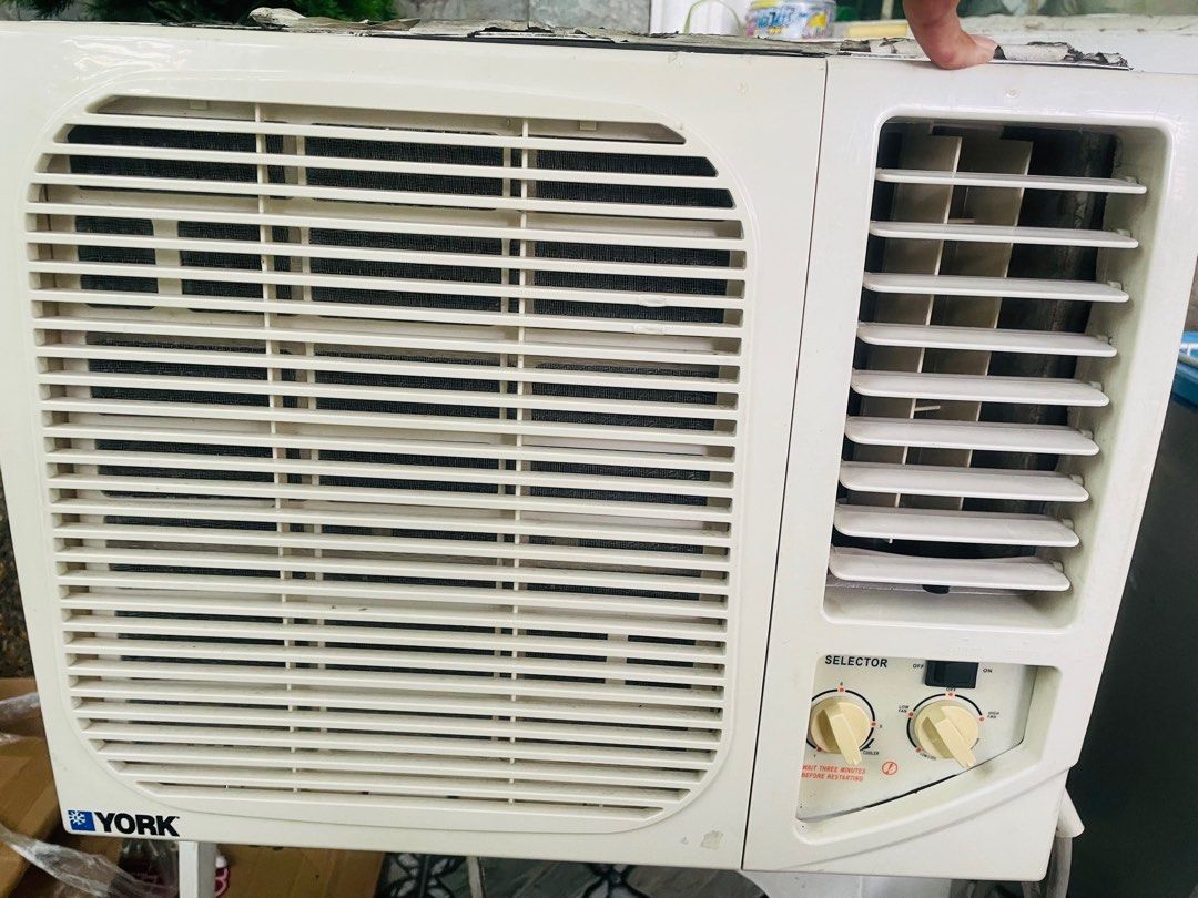 York brand window type aircon 1hp, TV & Home Appliances, Air ...
