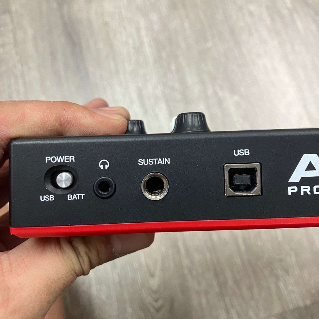 Akai MPK Mini Play Portable Midi Keyboard Build in Speaker and Sound ...