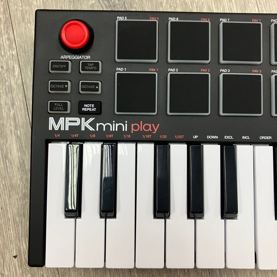Akai MPK Mini Play Portable Midi Keyboard Build in Speaker and Sound ...