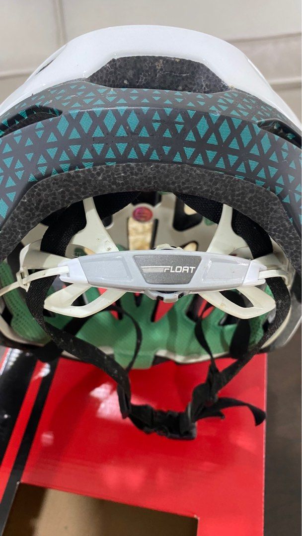 Bell Stratus MIPS White Helmet (L), Sports Equipment, Other Sports ...