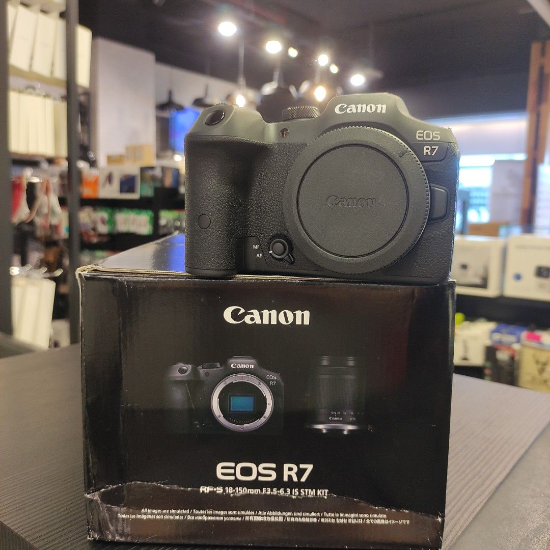 CANON EOS R7 BODY, Photography, Cameras on Carousell