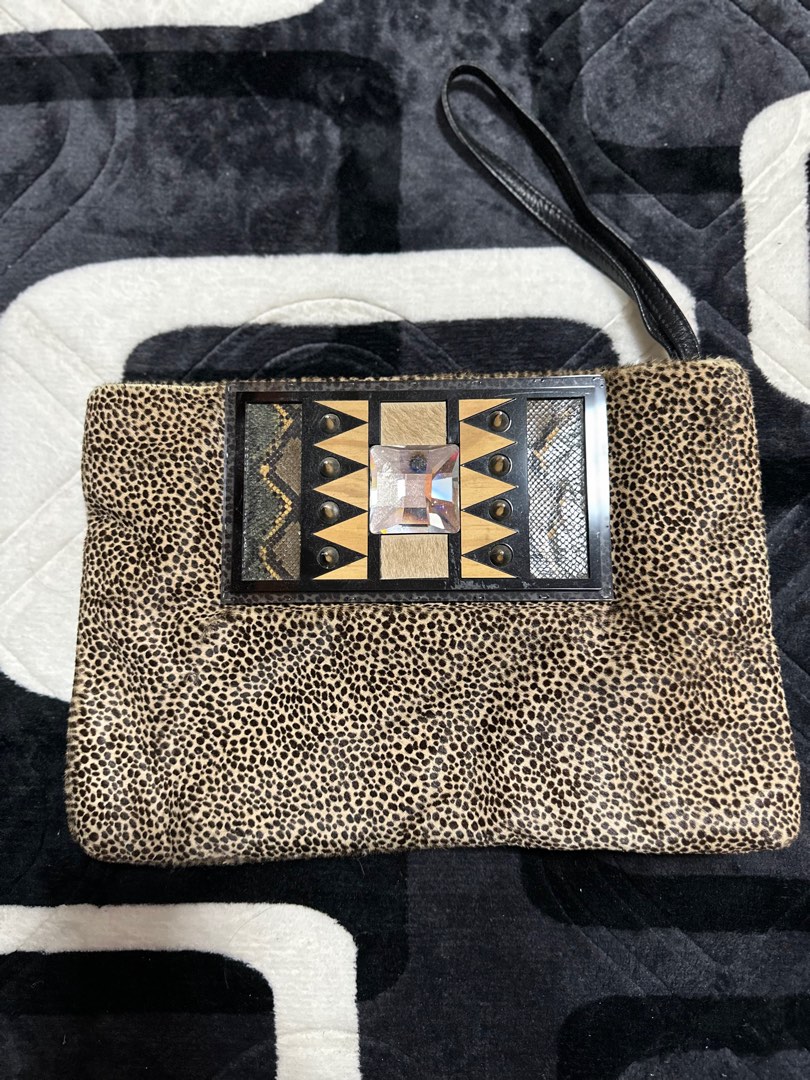 Cluth Bag, Women's Fashion, Bags & Wallets, Clutches on Carousell
