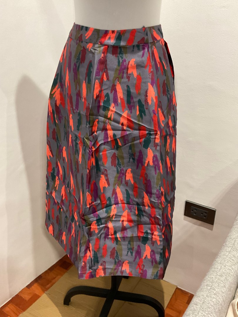 Color palette skirt, Women's Fashion, Bottoms, Skirts on Carousell