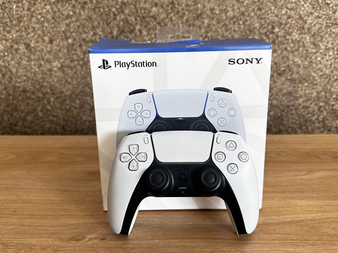 Dualsense PS5 White Controller, Video Gaming, Gaming Accessories ...