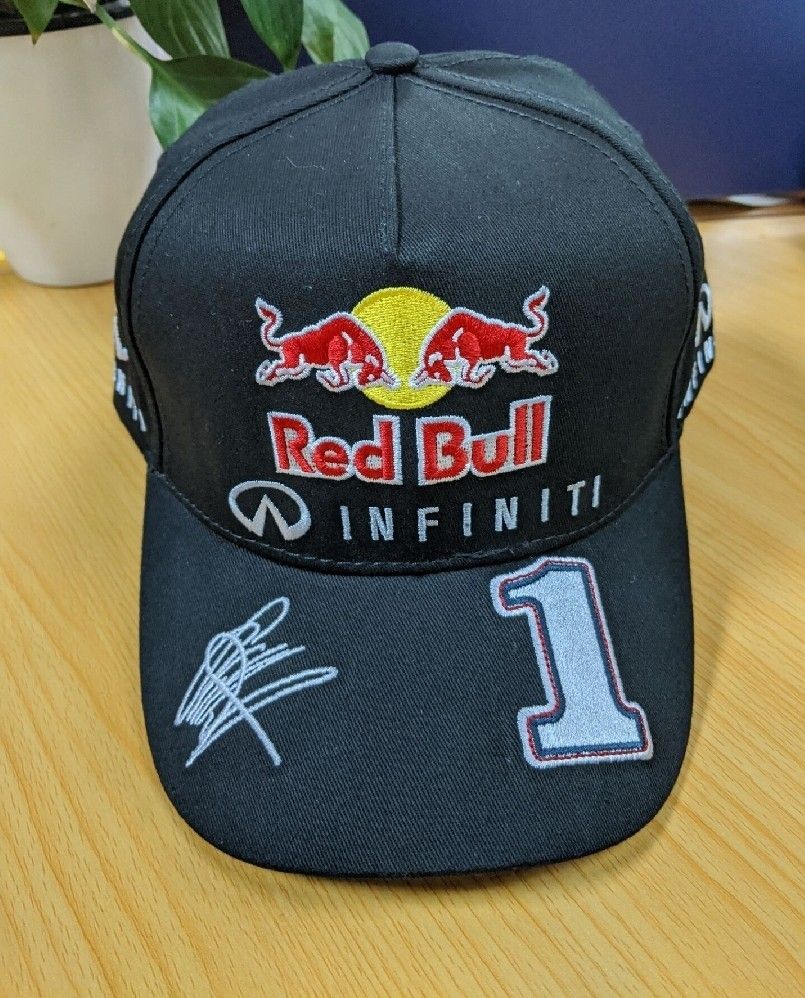 F1 Red Bull Racing 2000 Oracle Red Bull Edition, Men's Fashion, Watches ...