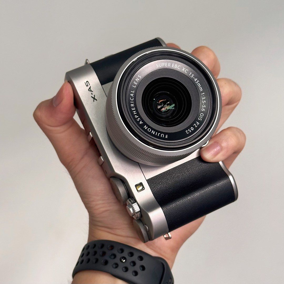 Fujifilm X-A5 with kit lens (Box set), Photography, Cameras on Carousell