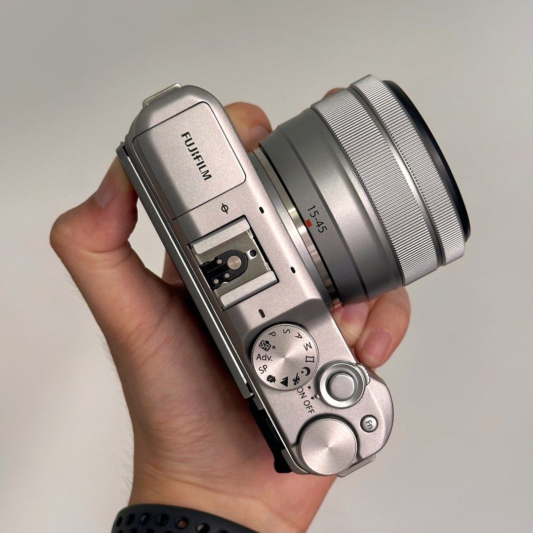 Fujifilm X-A5 with kit lens (Box set), Photography, Cameras on Carousell