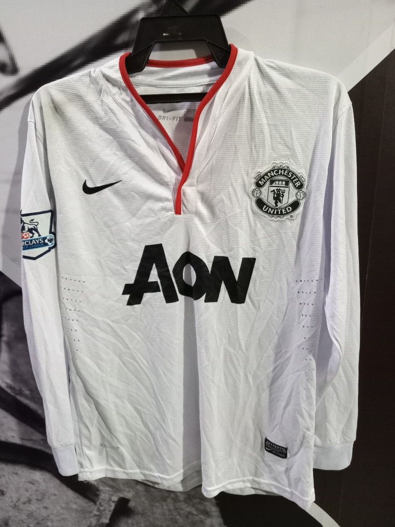 Jersi Mu Retro Mantap, Sports Equipment, Other Sports Equipment and ...