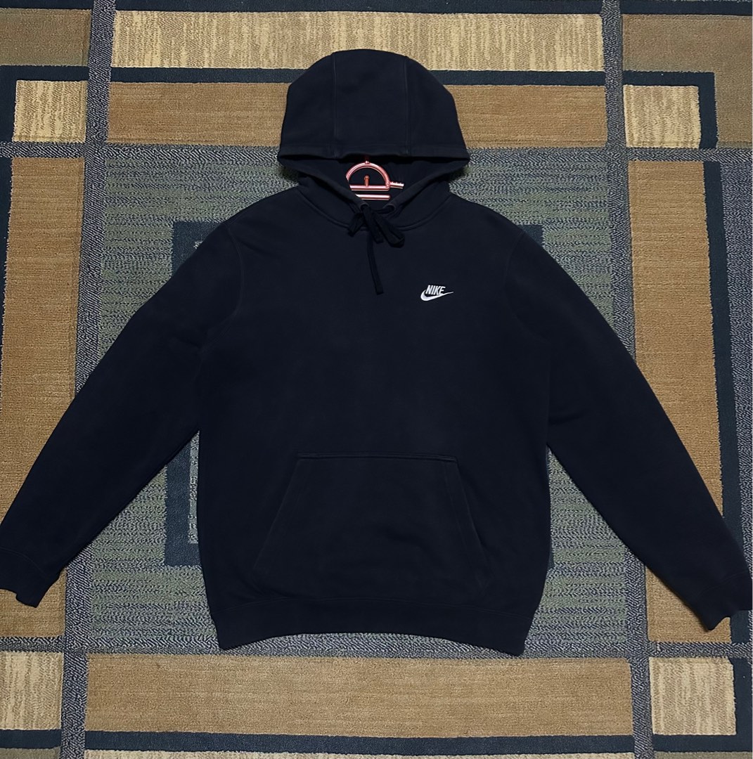 Nike swoosh Nike hoodie, Men's Fashion, Tops & Sets, Hoodies on Carousell